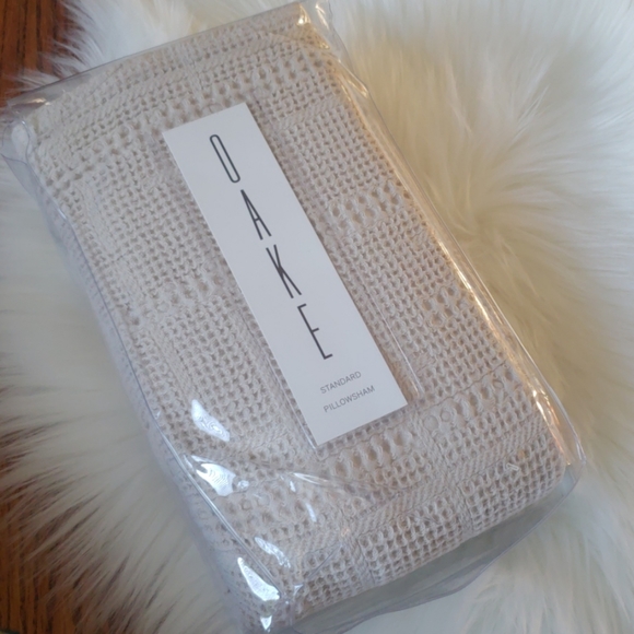 oake | Bedding | Set Of Two Oake Bedding Waffle Plaid Collection | Poshmark